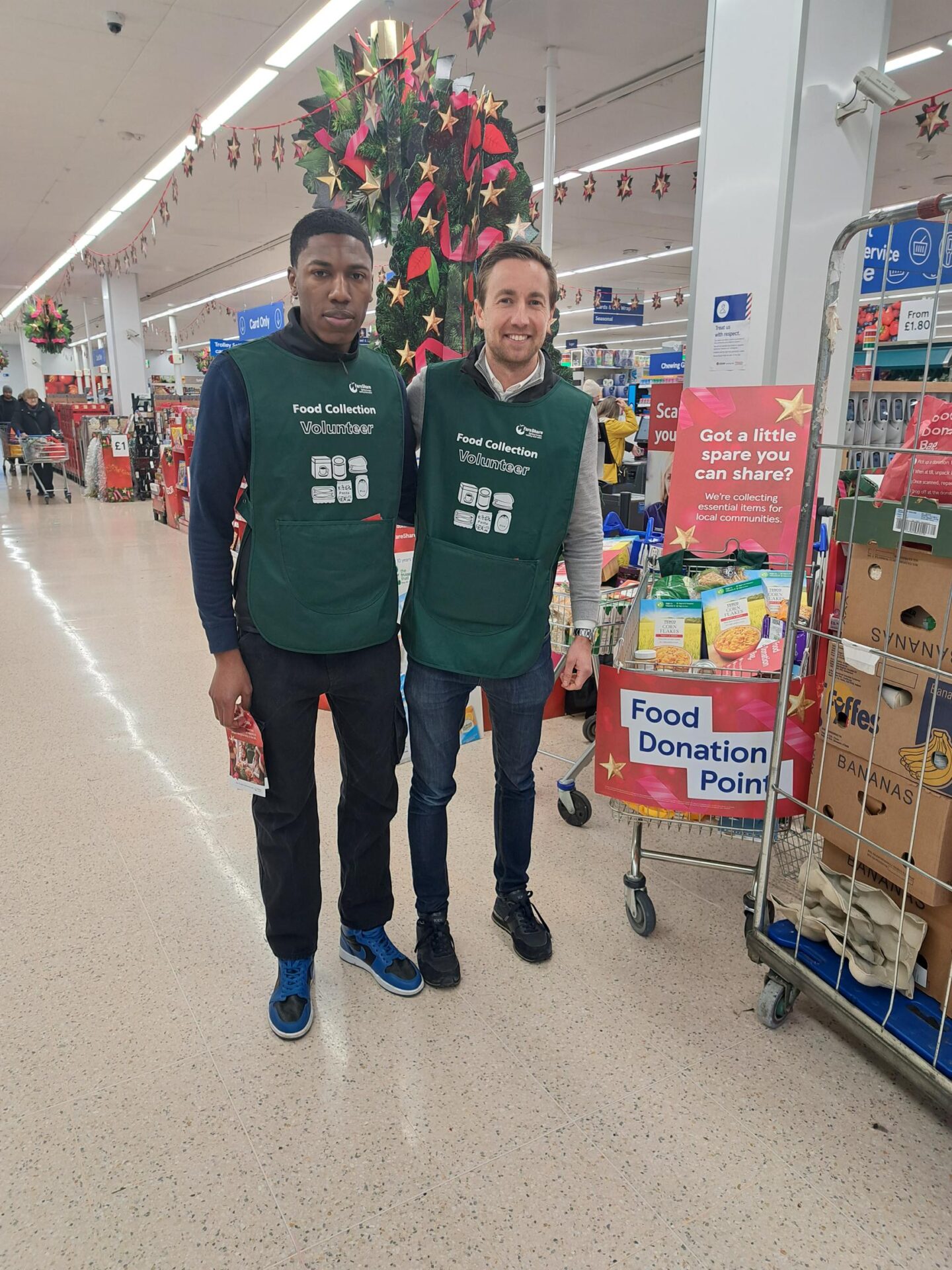 Atrato team join Fareshare's food drive at SUPR's Tesco stores